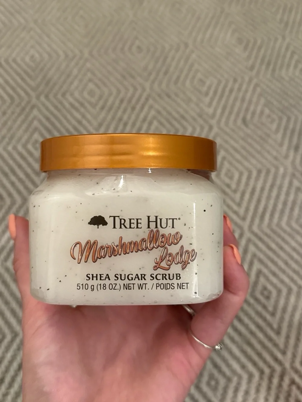tree hut | Bath & Body | Tree Hut Rare Marshmallow Lodge Shea Sugar ...